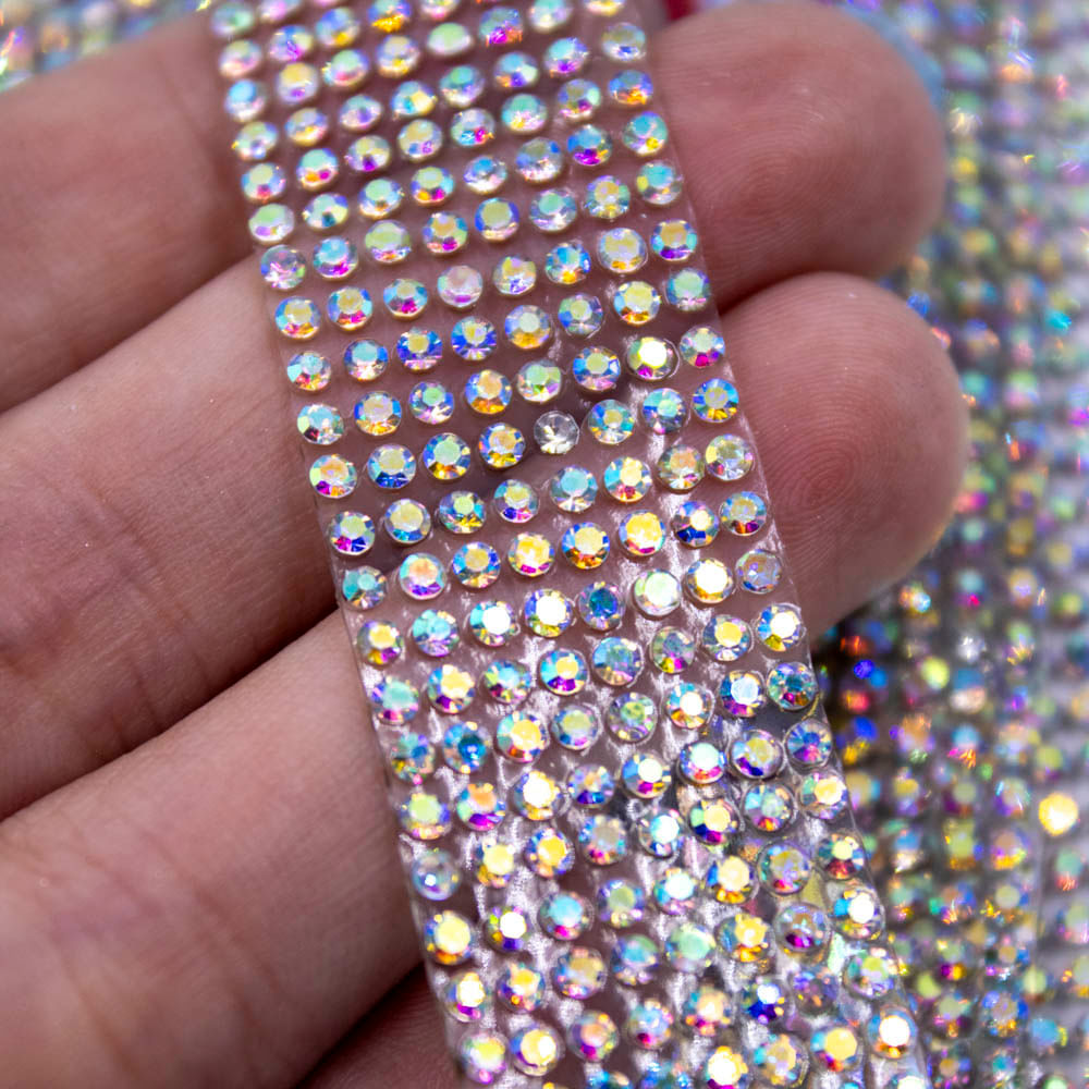 TIRA DE STRASS TERMOCOLANTE 20MM EM VIDRO COM 4,5 METROS
