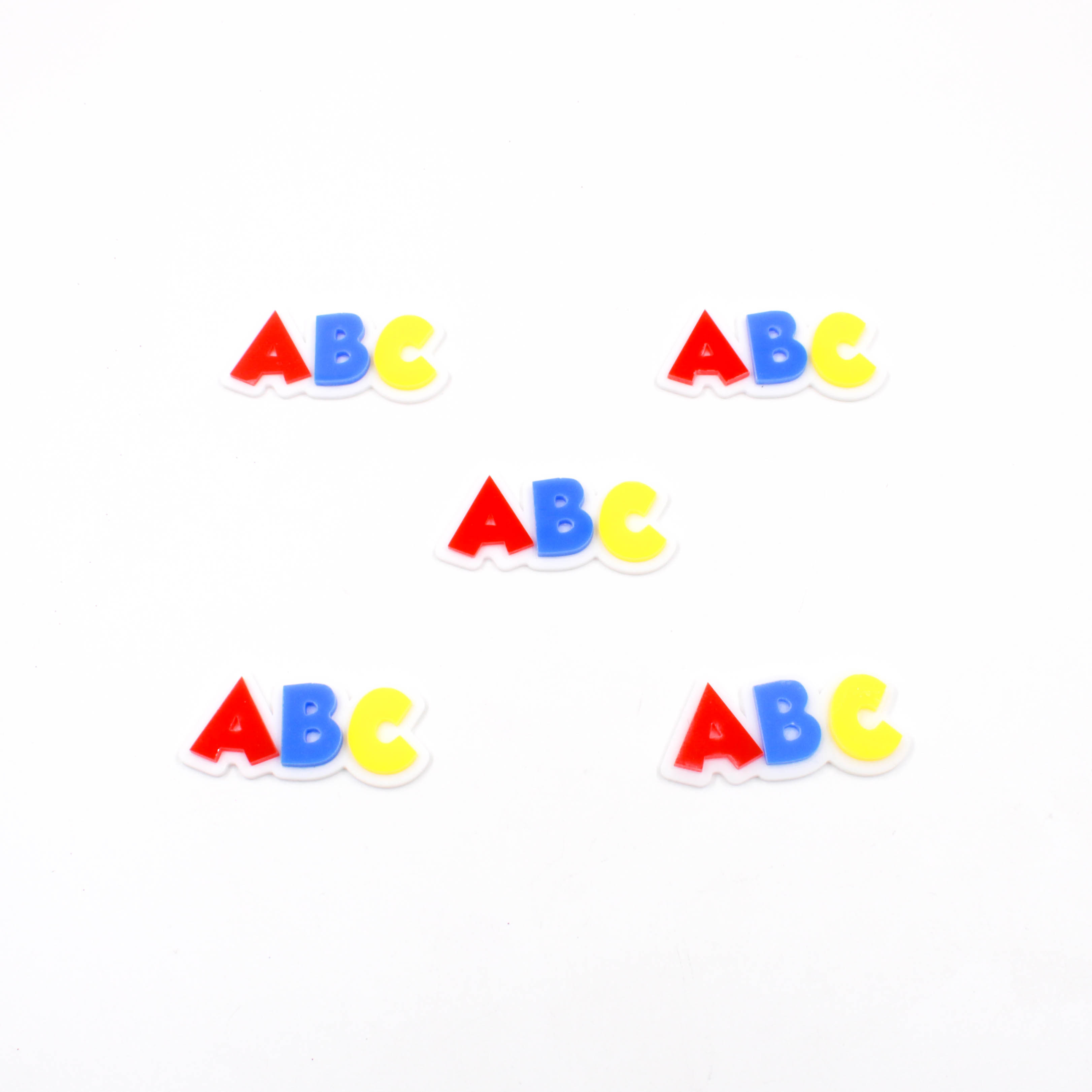 Aplique ABC 50mm em acrílico com 25 peças - Ladeira Armarinhos